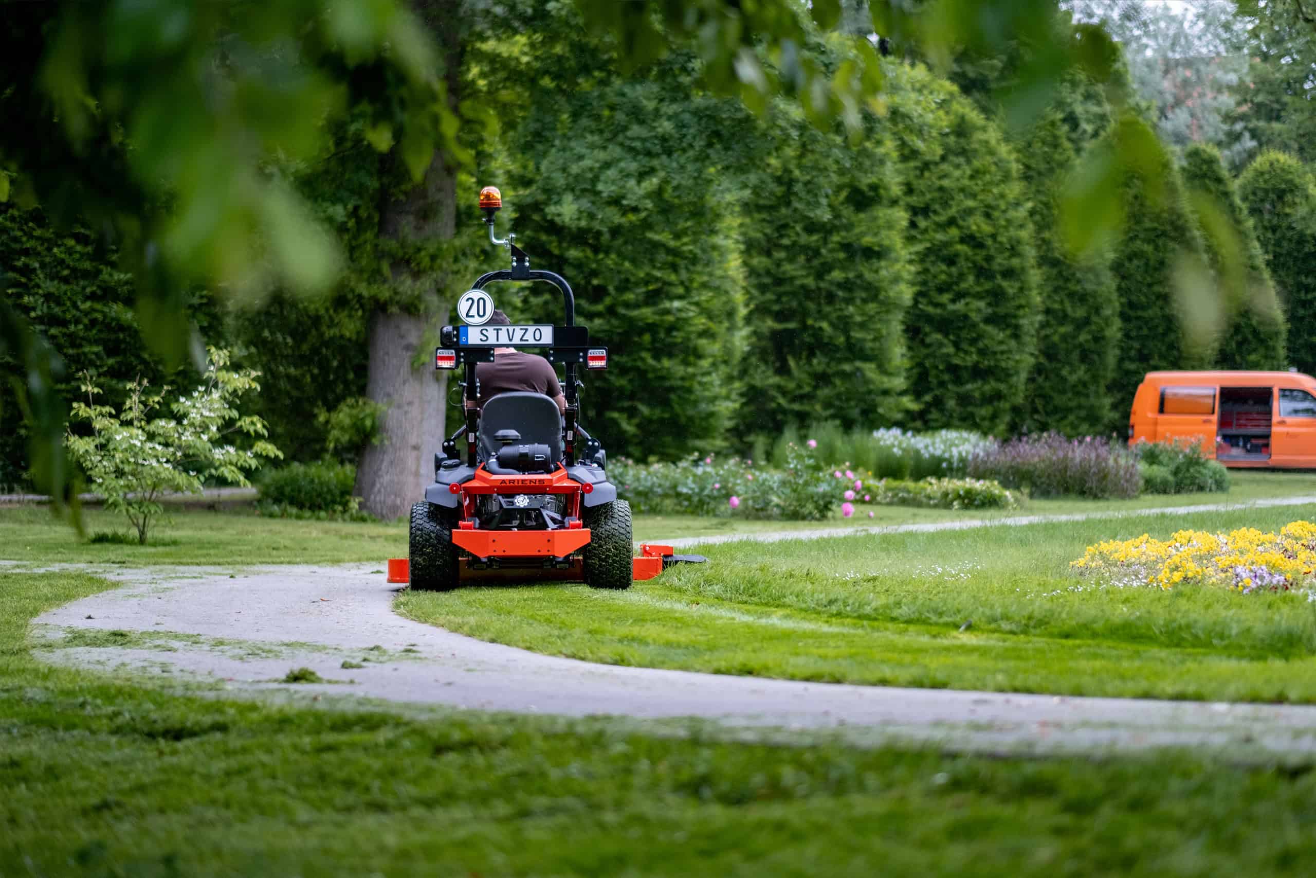 Road homologation lighting kit - Ariens | EMEAA